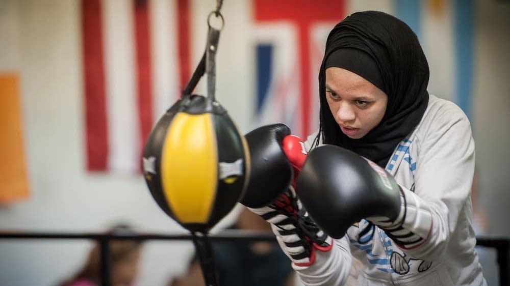 Minnesota boxer who wears hijab wins a fight | MPR News