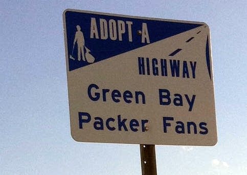 As season collapses, things are picking up for some Packer fans | MPR News