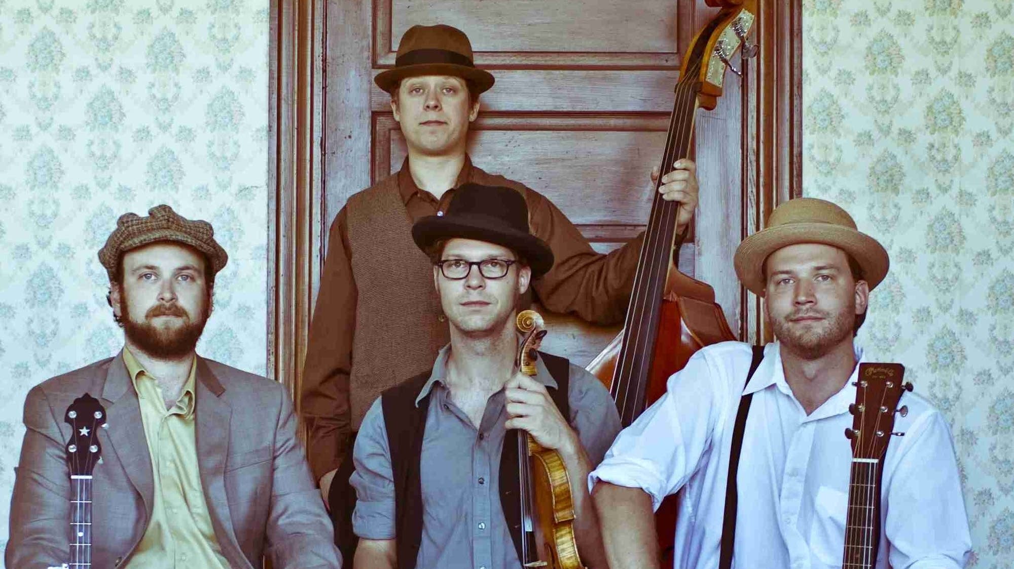 Pert Near Sandstone performs pert near MPR studios | MPR News