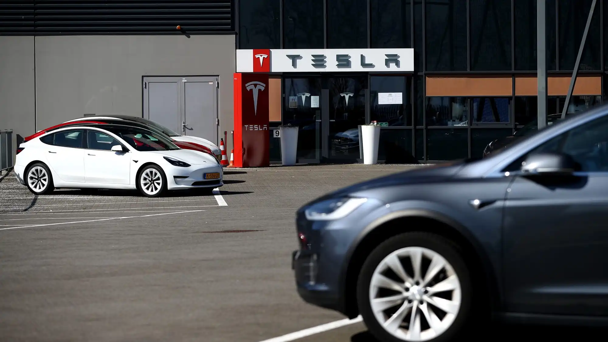 What's behind Tesla's post-election stock slump? - Marketplace