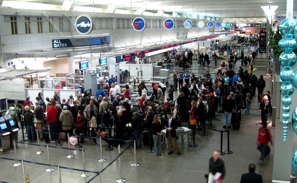New TSA screening procedures irk air travelers | MPR News
