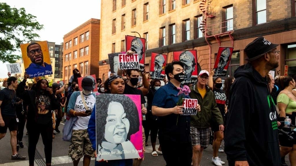 Hundreds rally in Minneapolis to remember George Floyd, push for ...