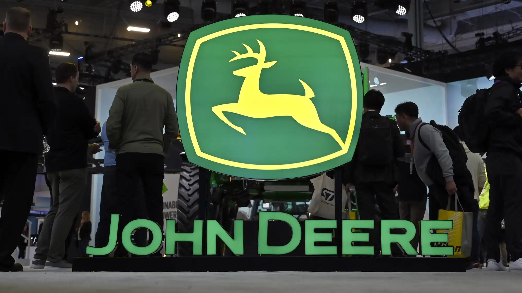 John Deere will let farmers repair their own equipment - Marketplace