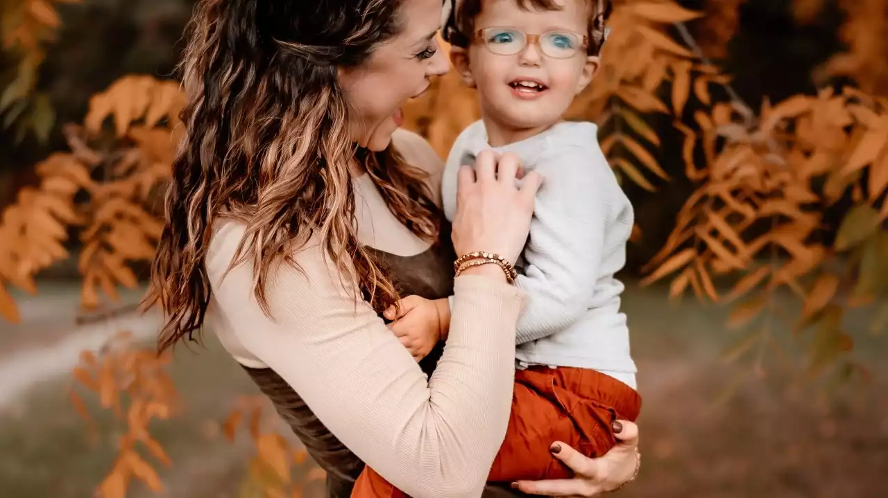 As 'Beth and Coop,' Alexandria mom shares parenting journey to half a ...