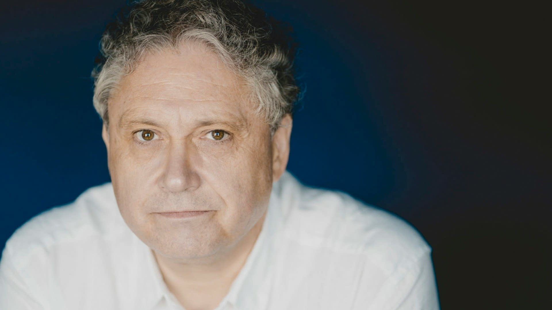 Conductor Richard Egarr returns to lead the SPCO