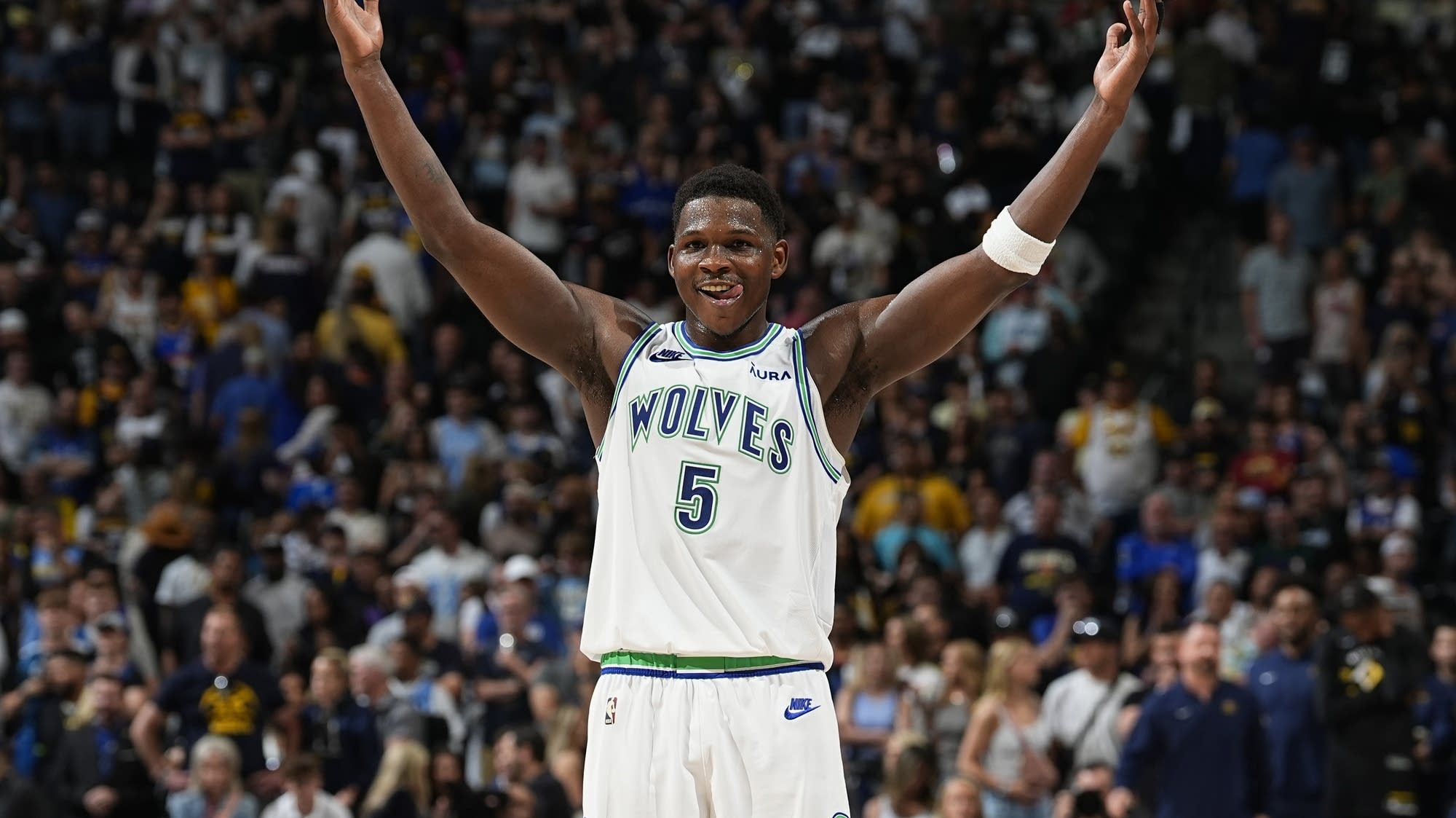 Timberwolves beat Denver 98-90, head to Western Conference Finals | MPR ...