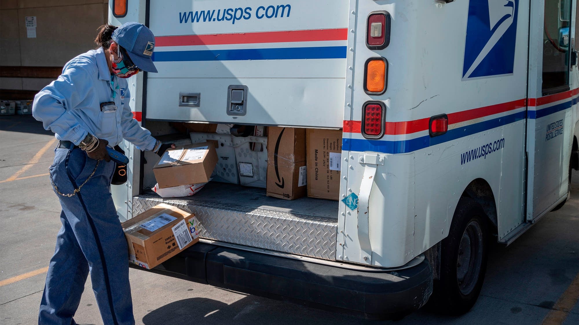 USPS gets new leader amid financial woes - Marketplace