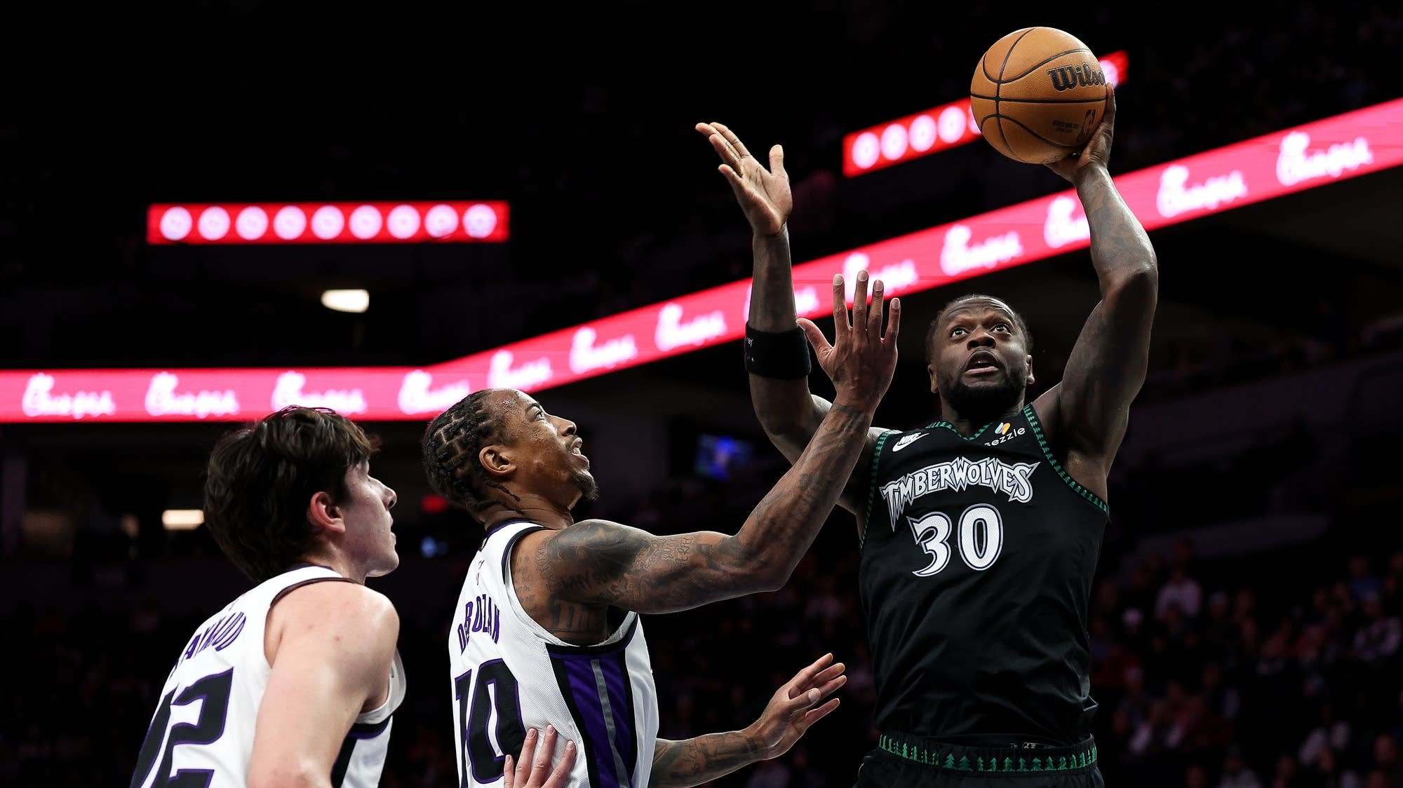 Timberwolves top Kings 117-103 without Edwards behind 24 points from ...