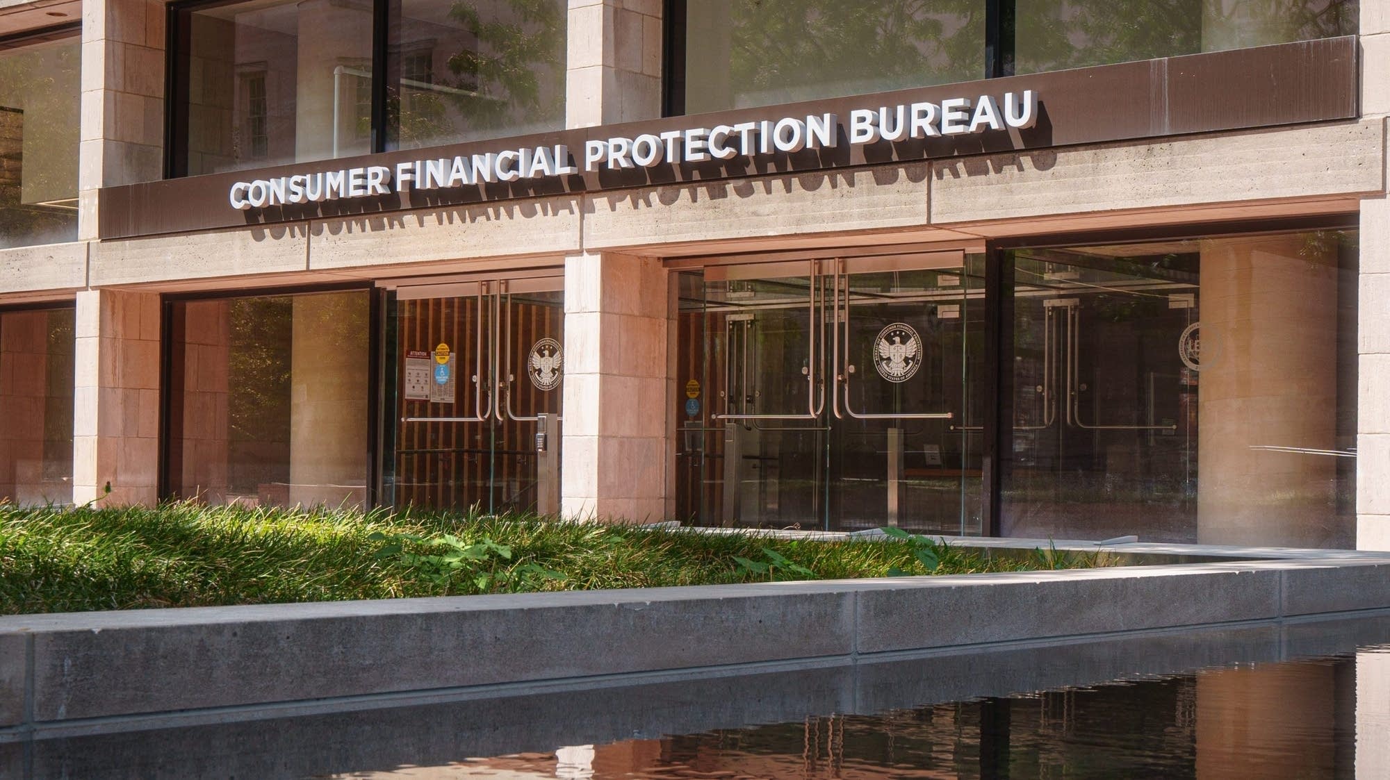 The CFPB rule that lets you move money on Zelle and Venmo is now in limbo