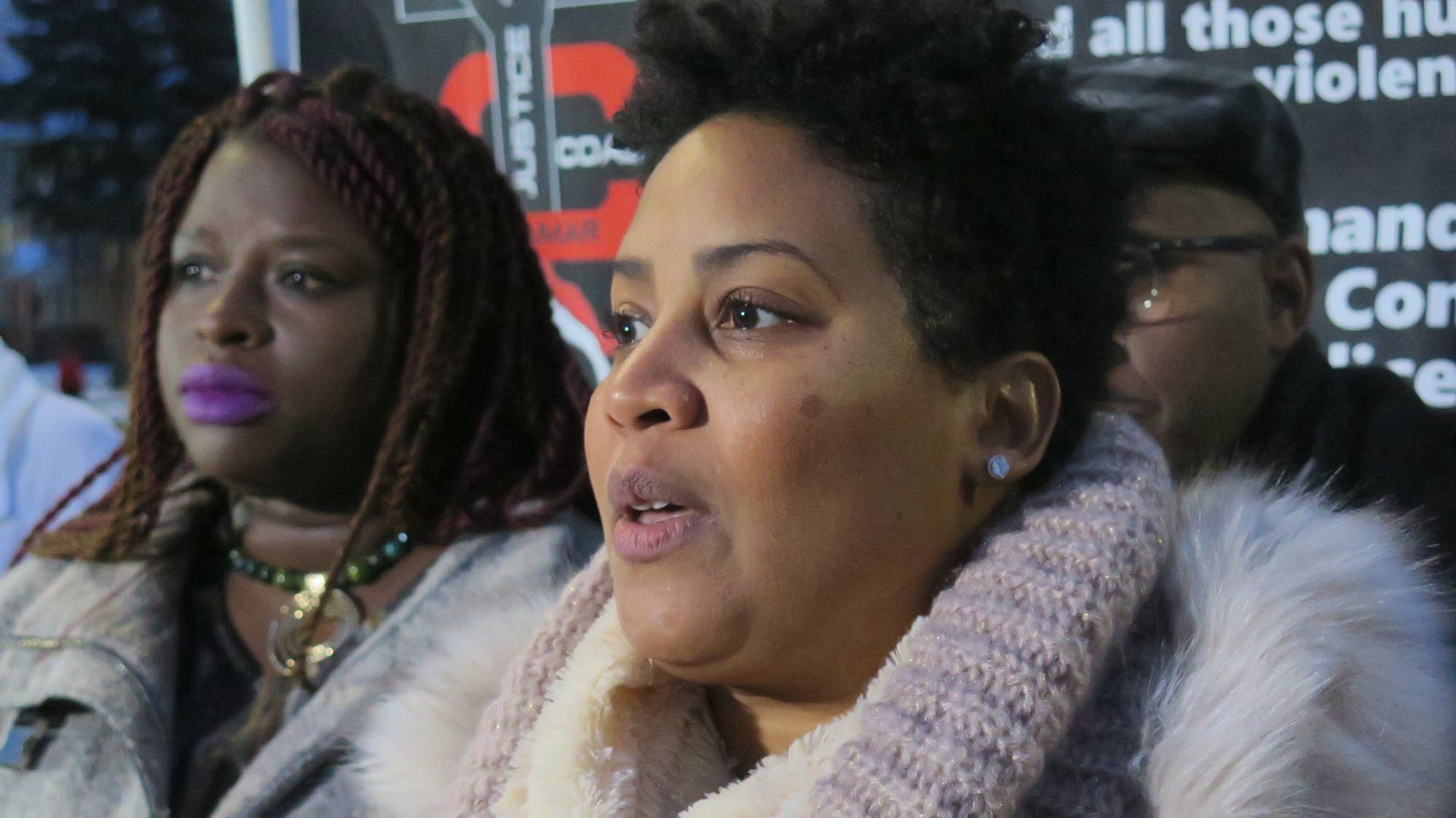 Mpls. mayor vows to fire cop for racist 4th Precinct decorations | MPR News