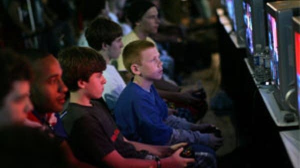 The link between video games and depression | MPR News
