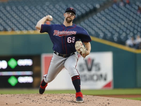 Twins beat Tigers 5-1, clinch at least a tie for division | MPR News