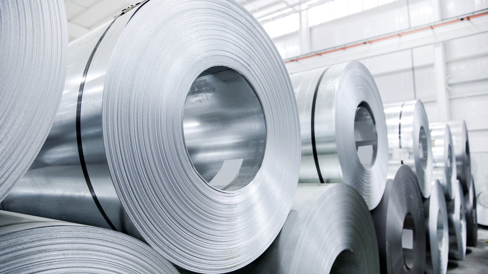 Tariffs pushed up aluminum prices. War is driving them even higher