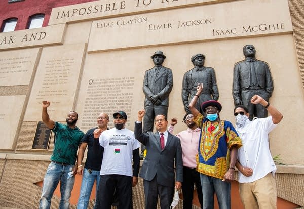 Centennial remembrance of Duluth lynchings subdued — but hopeful | MPR News