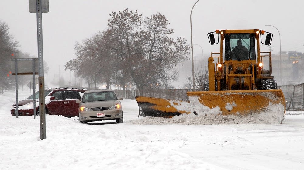Snow ending, cold moving in overnight | MPR News