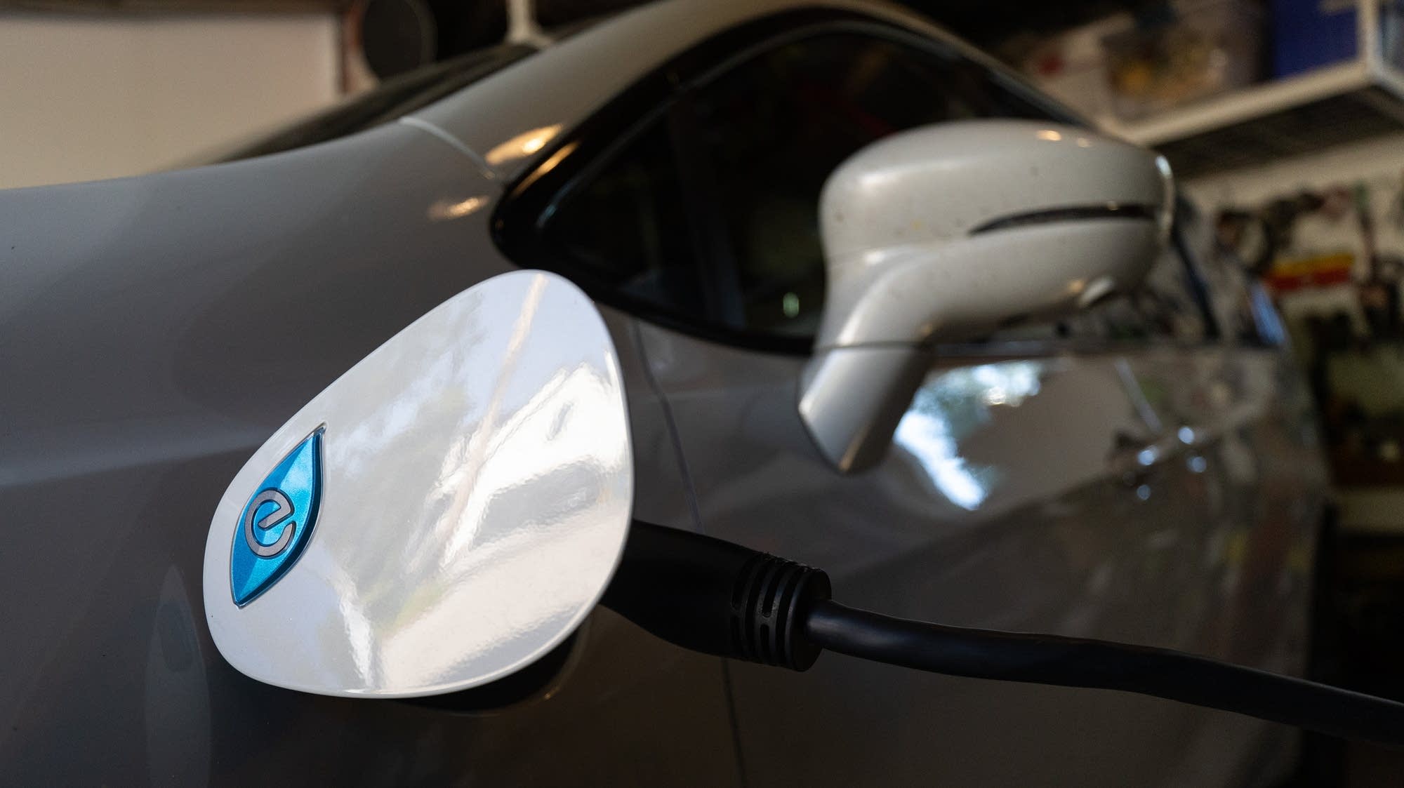 Minnesota electric vehicle rebates coming to qualified car buyers ...