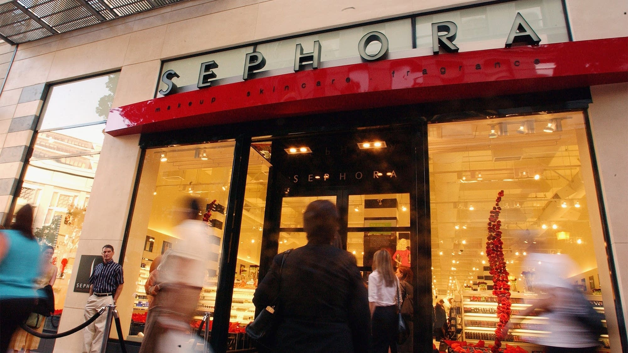Sephora ventures beyond the mall with new store openings