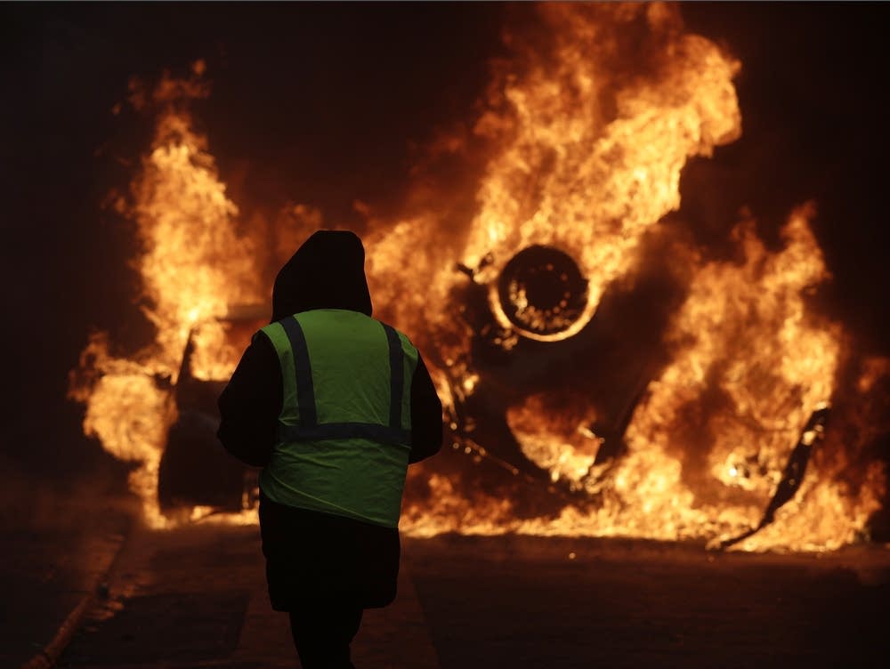 Paris assesses injuries, damage after worst riot in a decade | MPR News