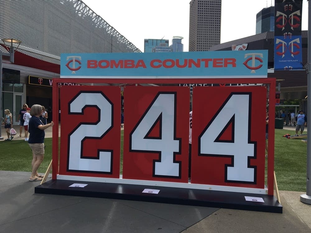 Going deep: Twins' home run surge powers hopes for playoff run | MPR News