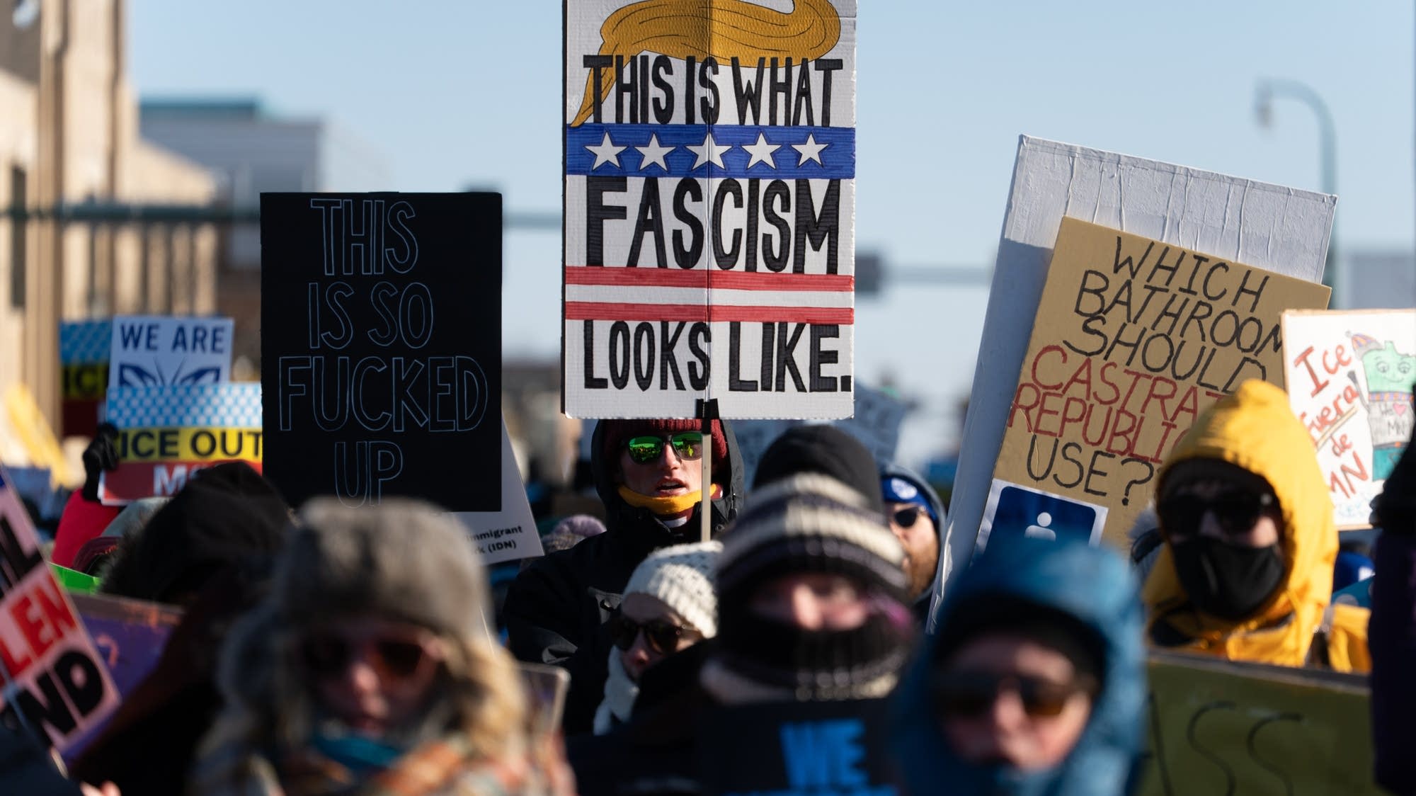 Holocaust educator points to ‘warning signs’ in history when looking at ...