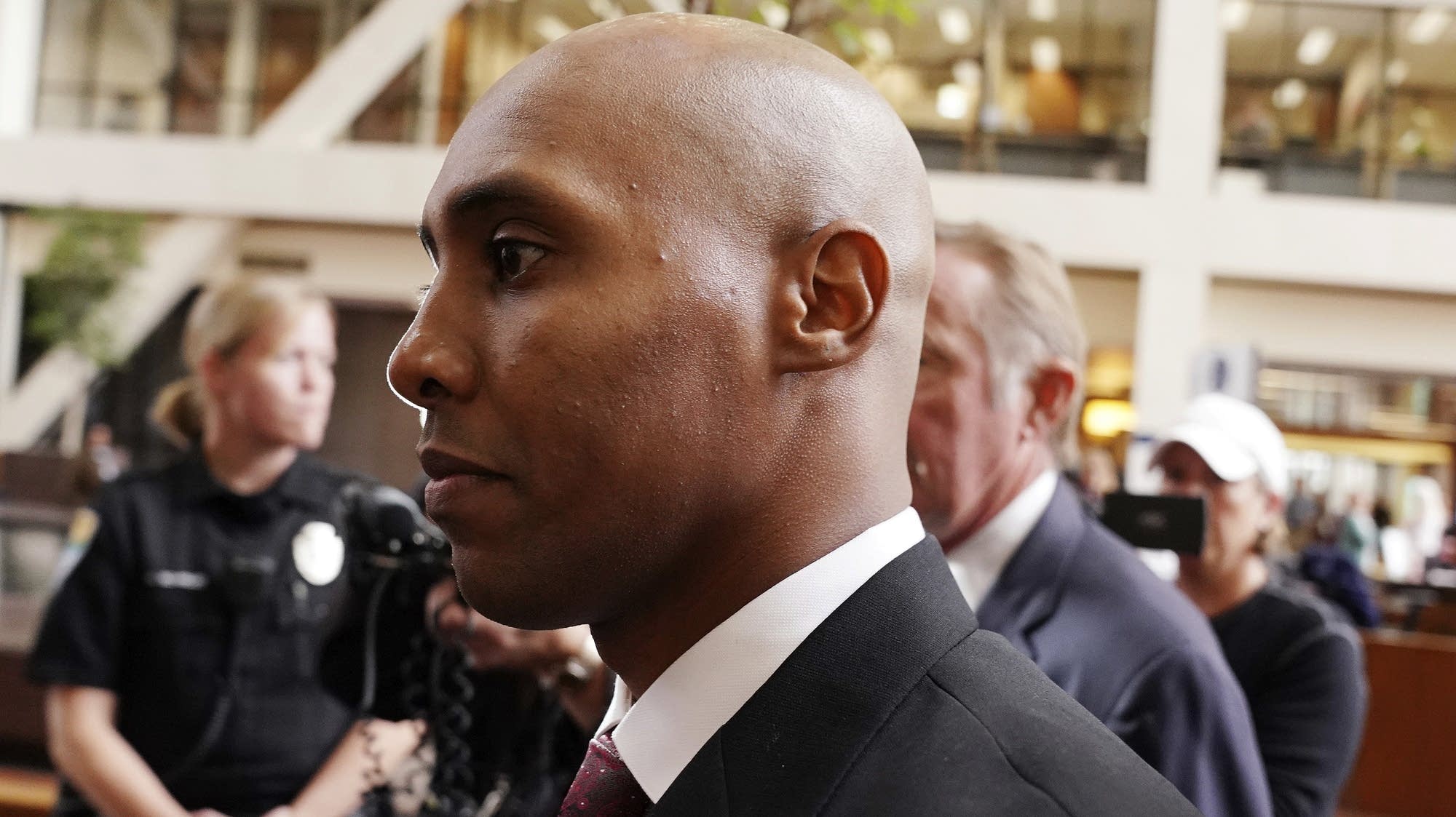 Noor renewed police license days after Ruszczyk shooting charges | MPR News