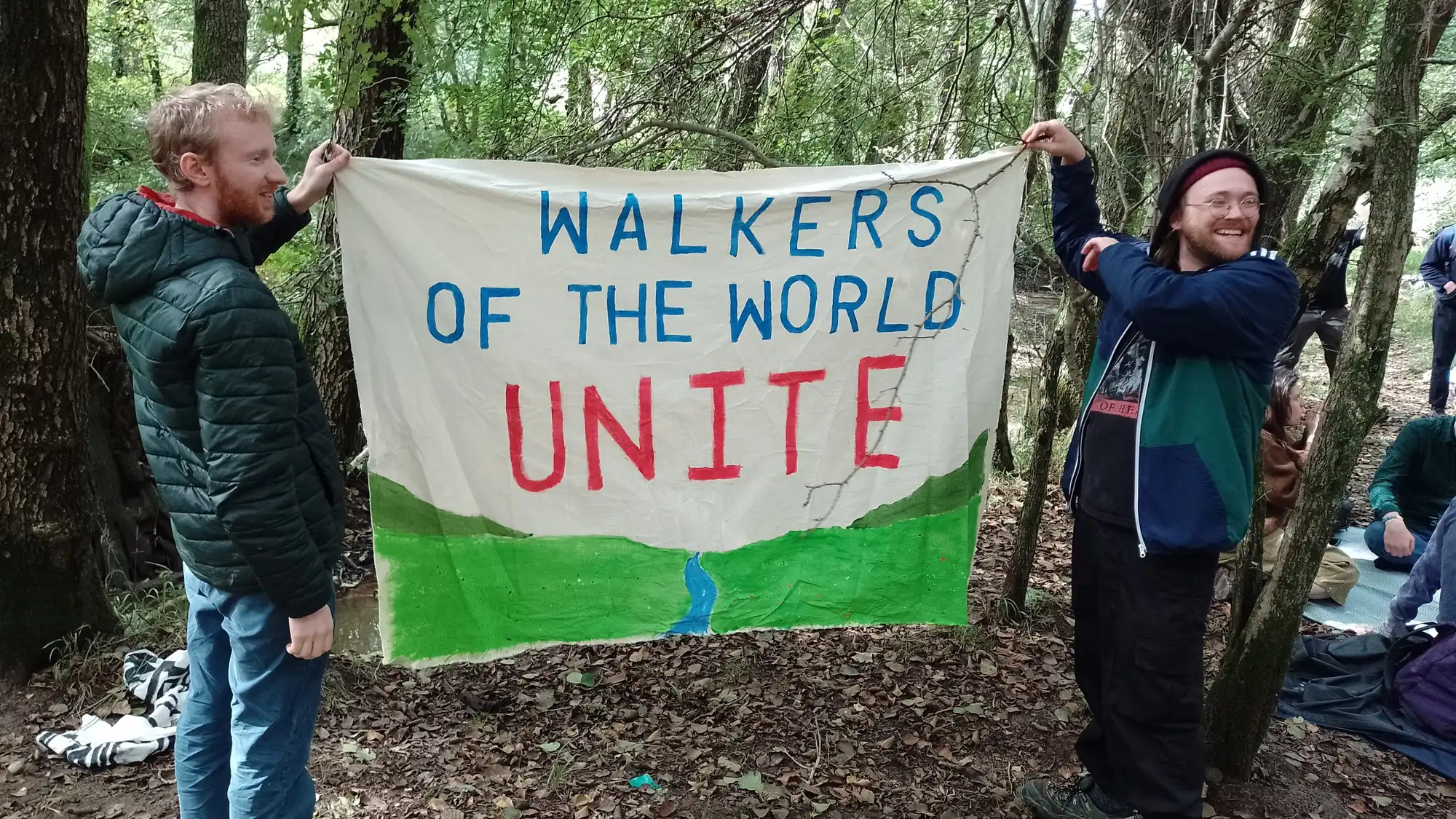 British walkers trespass on private land in call for right to roam ...