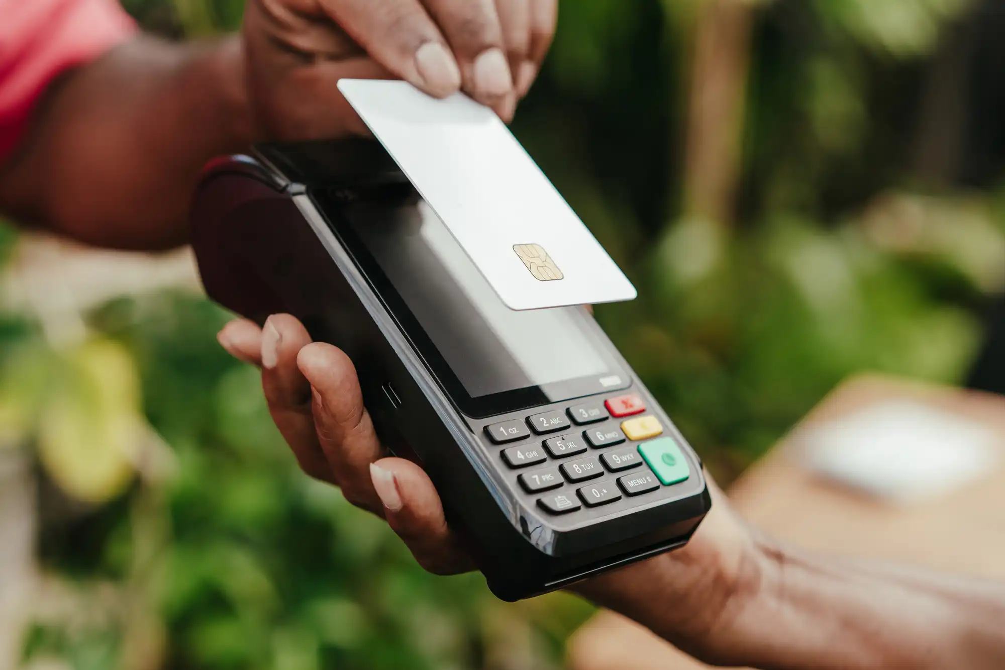 Talking credit helps visually impaired people make transactions safely
