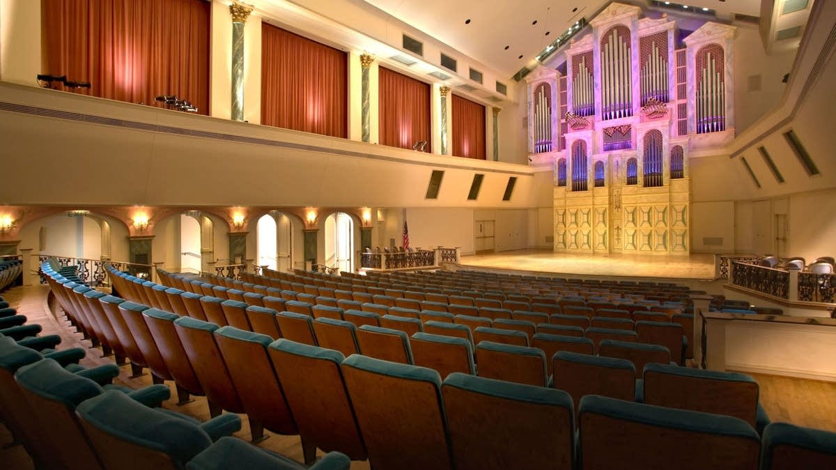 Joshua Bell and Sam Haywood play Spivey Hall