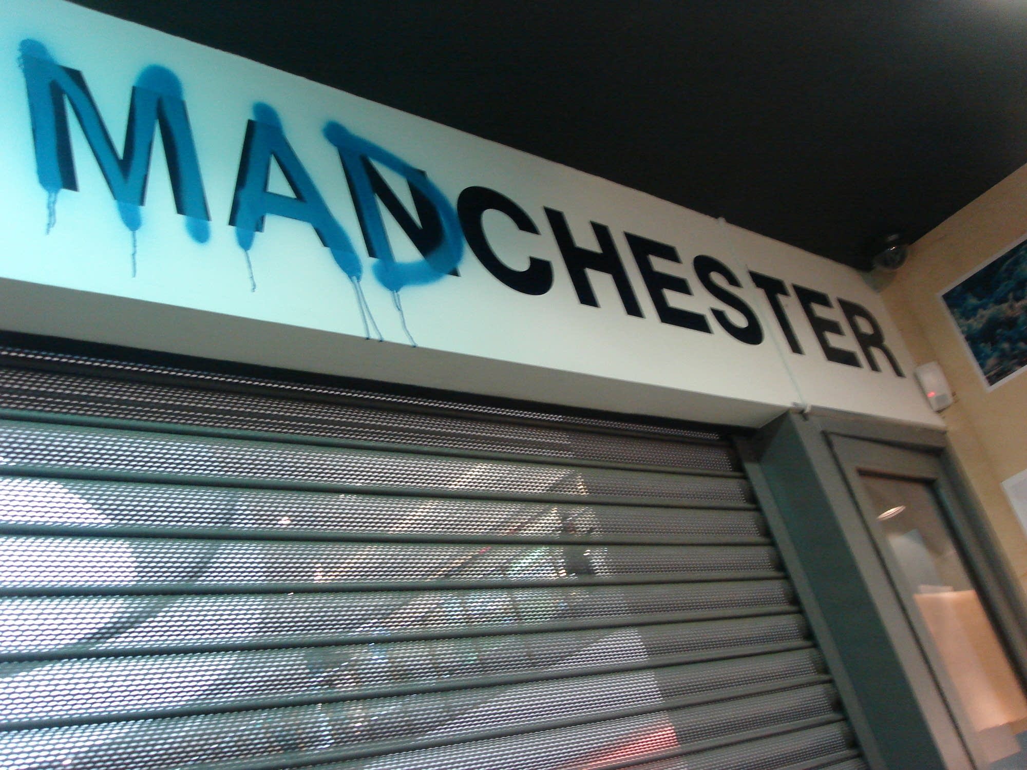 9:30 Coffee Break: Madchester