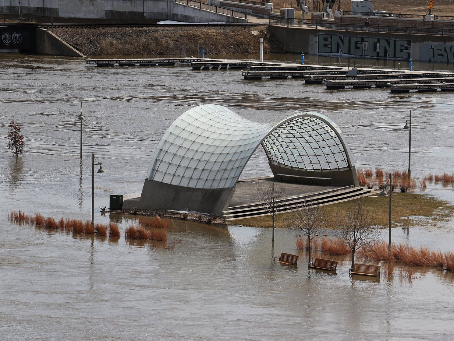 Photos: Mississippi River continues to rise in St. Paul | MPR News