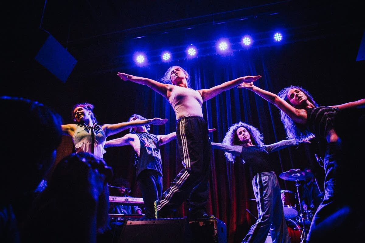 Review and photos: Eric Mayson and Toby Ramaswamy close out the summer ...