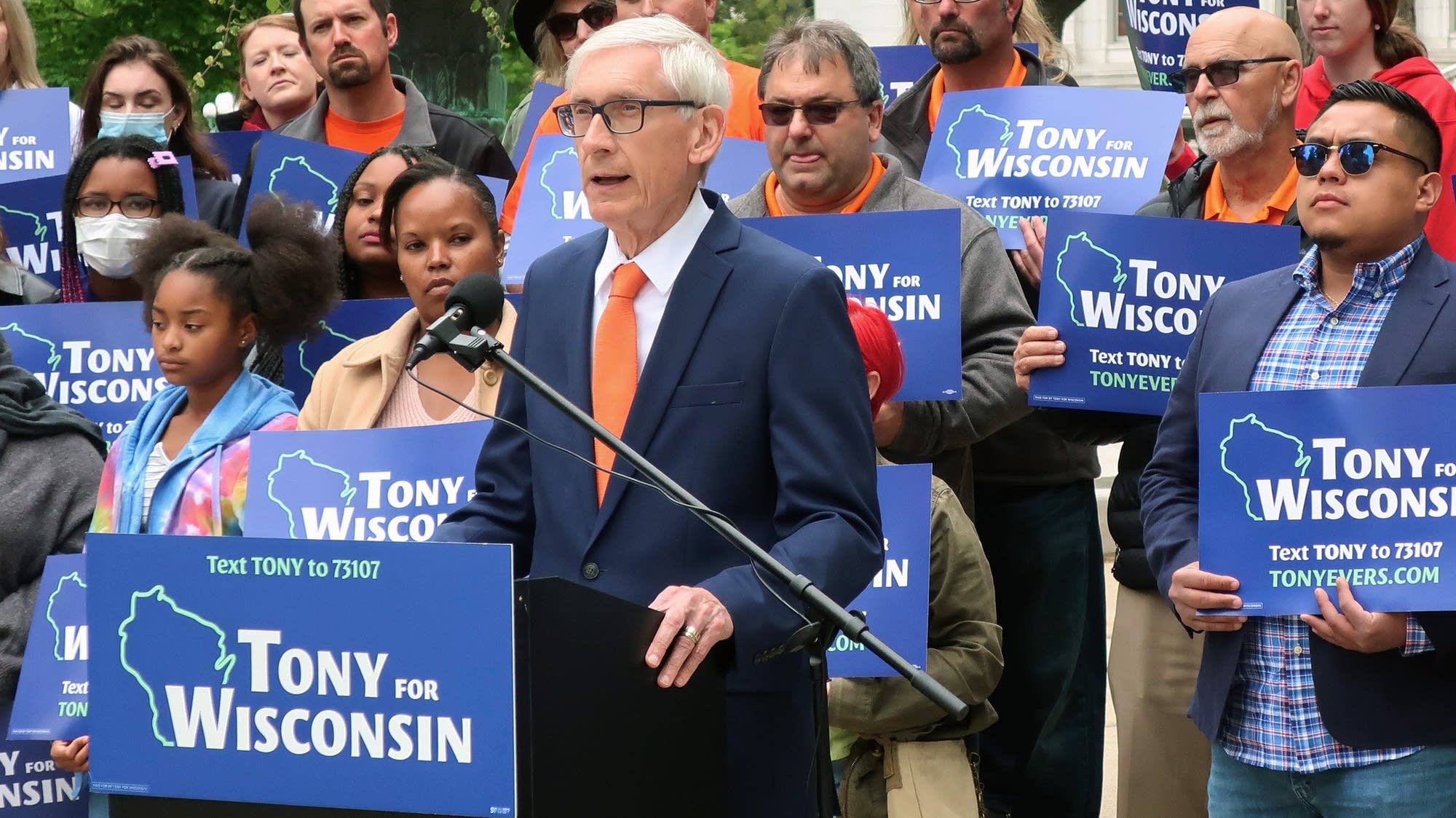 Wisconsin's Evers looks for boost from anger over abortion | MPR News