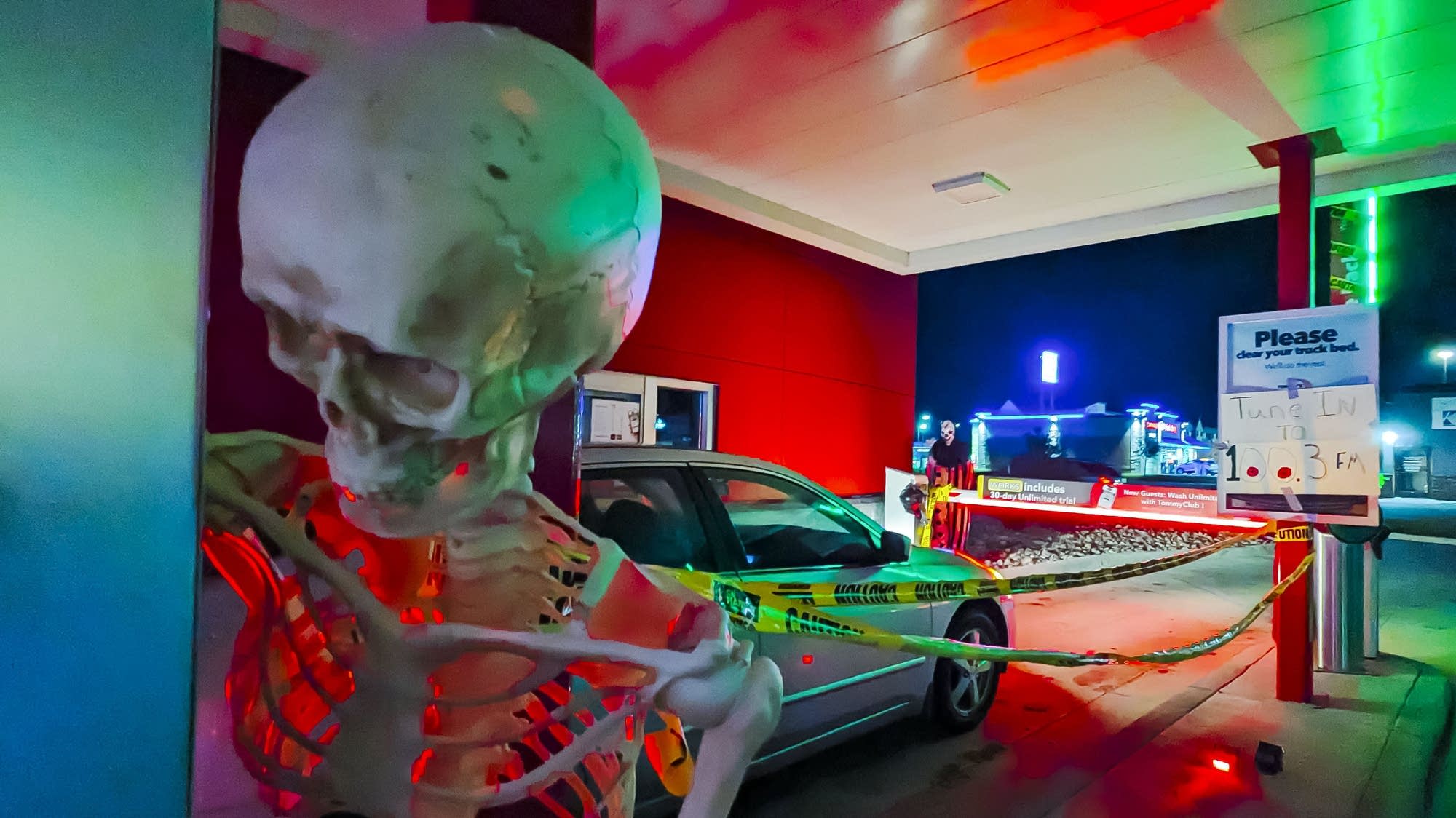 Scary and sudsy: Spooky car washes pop up across Minnesota for ...