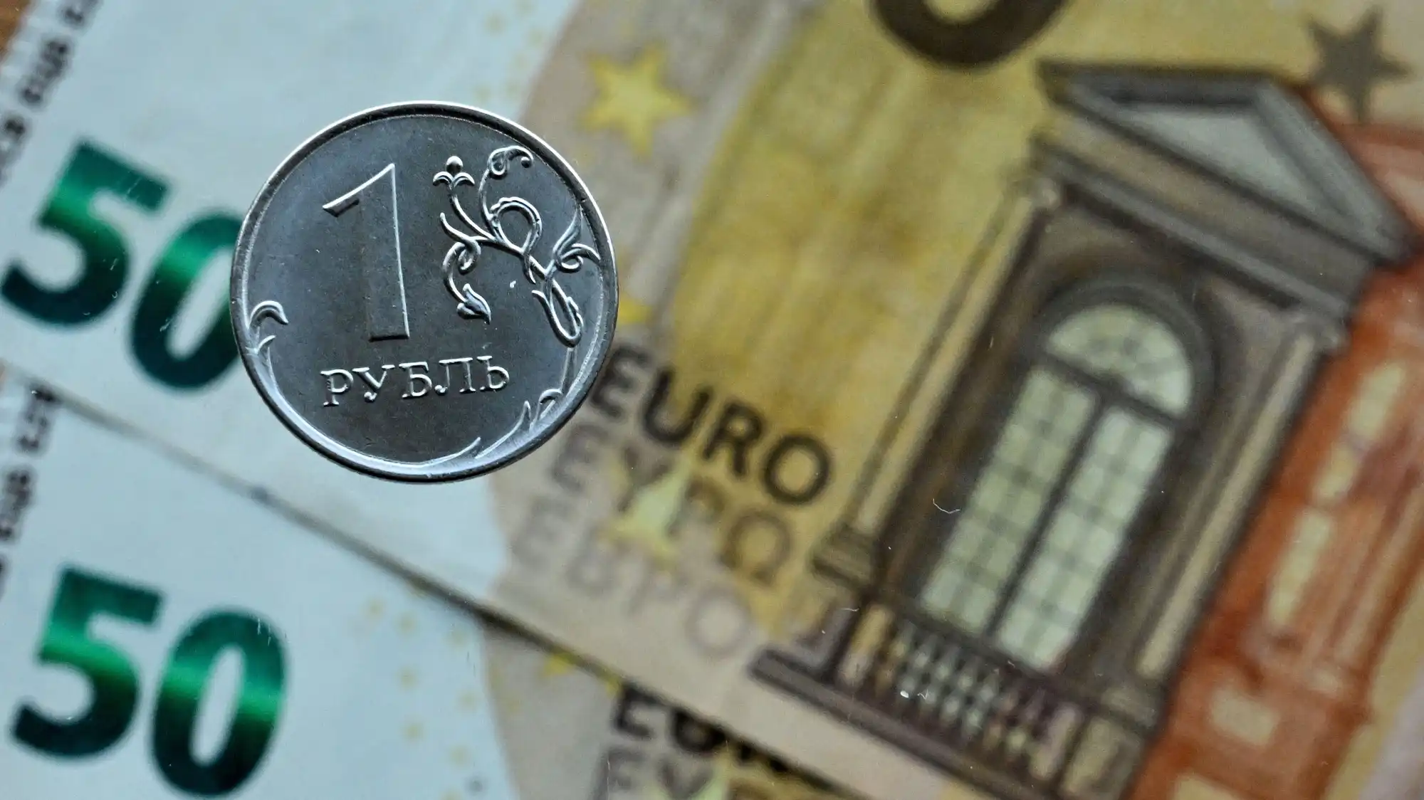 Russia’s economy after 6 months of war