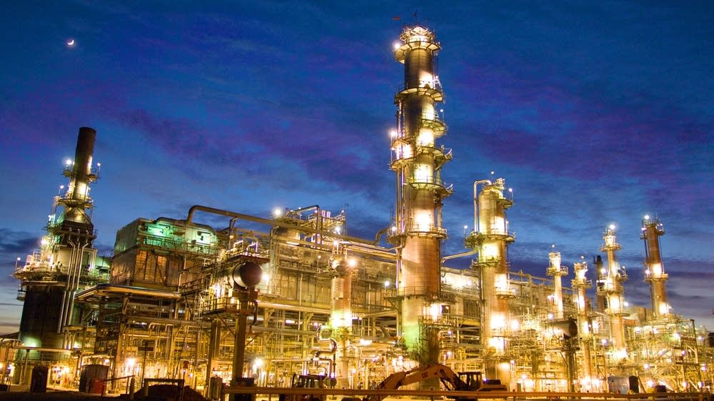 The environmental cost of oil's journey to Minnesota | MPR News