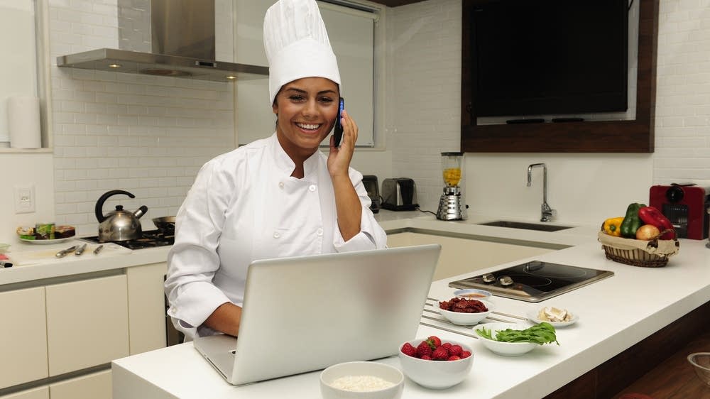 Moveable Feast: Digital Food Culture