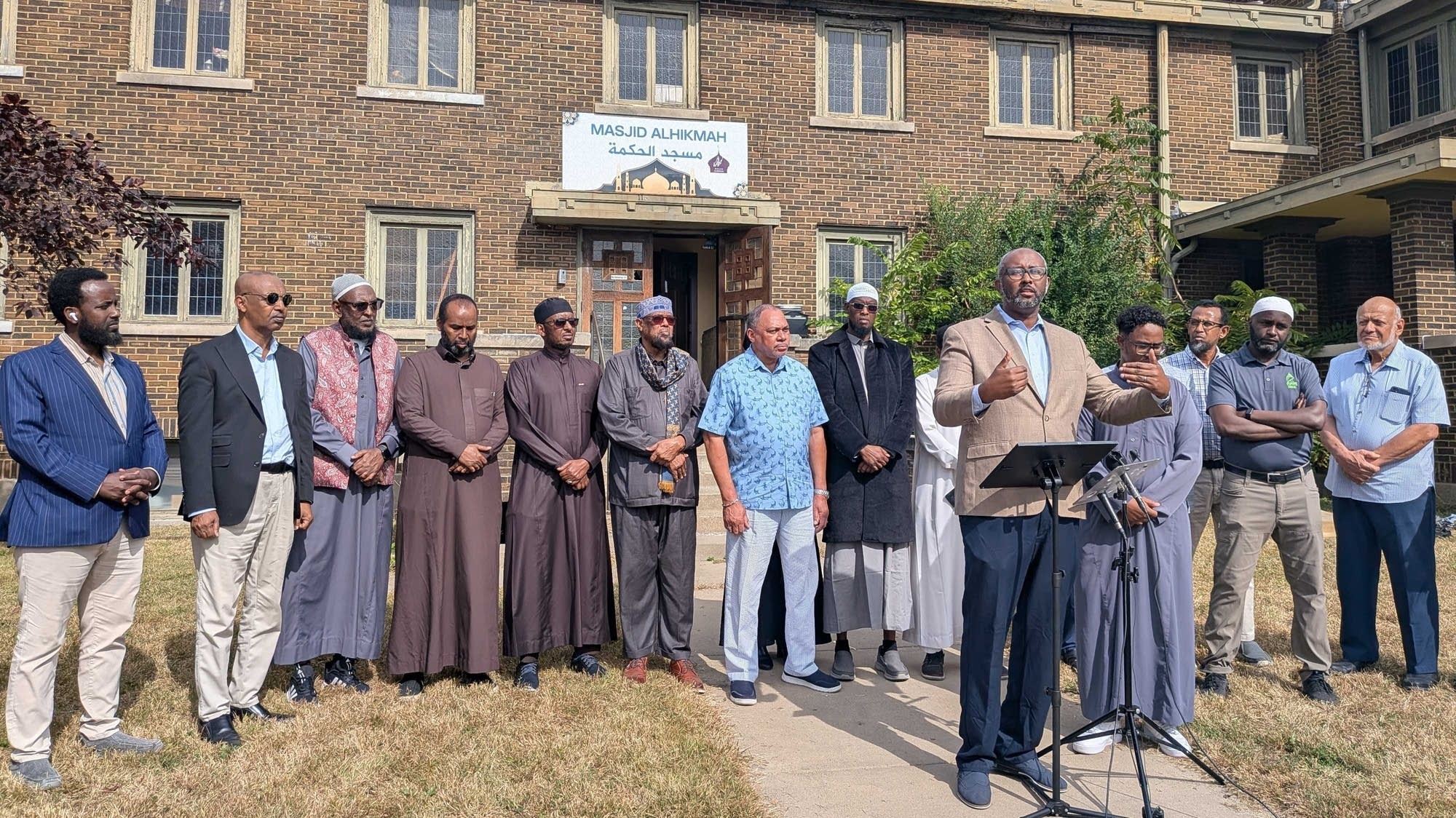 Community leaders call for further investigation after Minneapolis ...