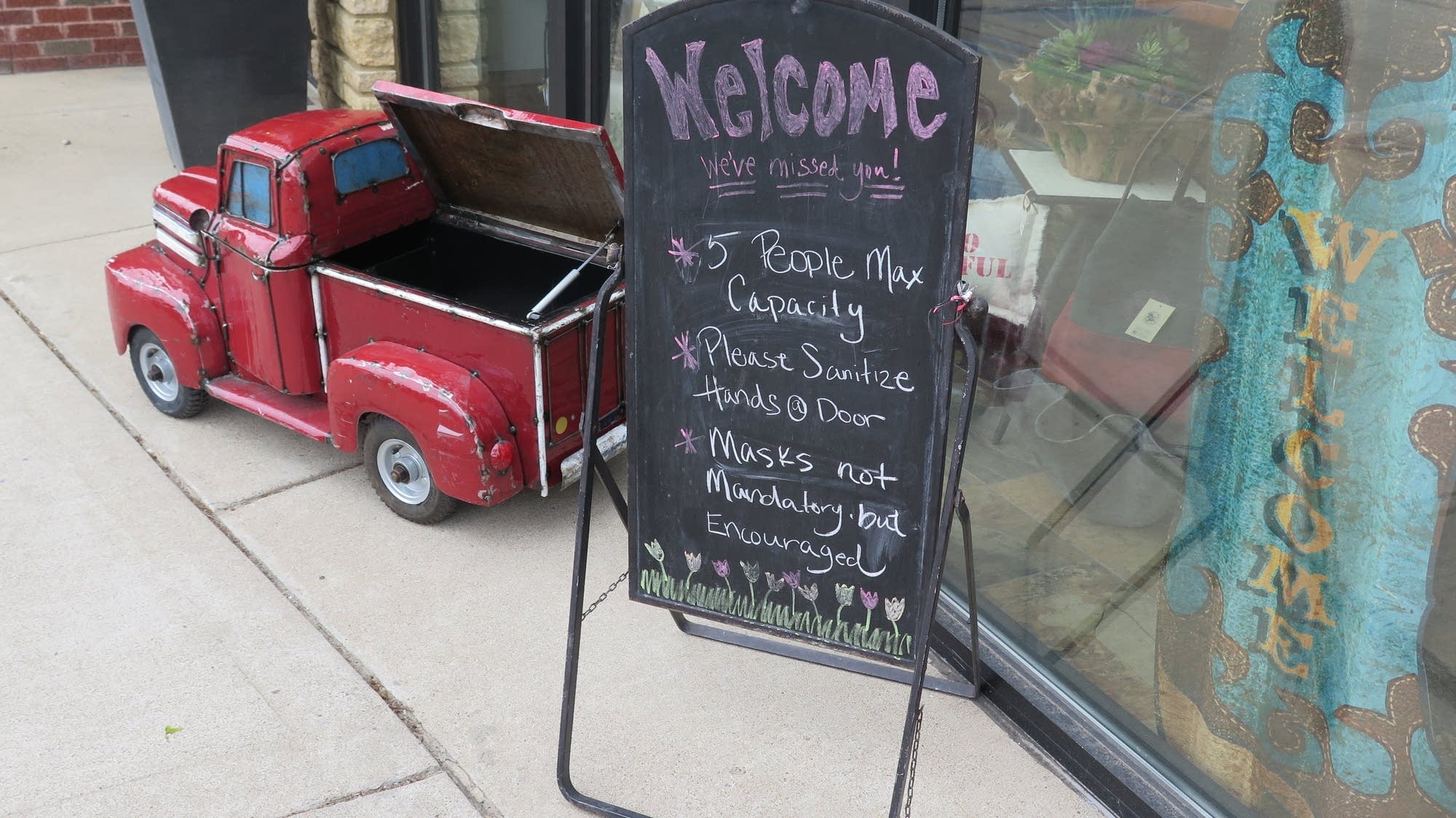 Some Hudson businesses and shoppers welcome Wisconsin's 'soft' opening ...