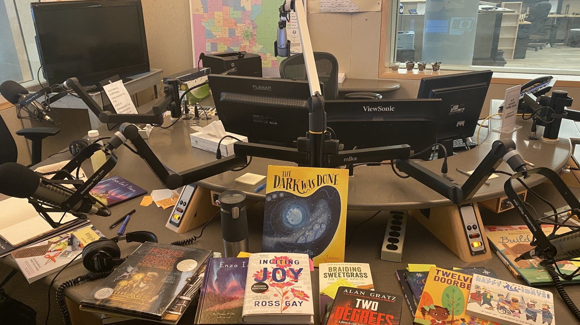 The best books to give kids this holiday season, from a bookseller and ...