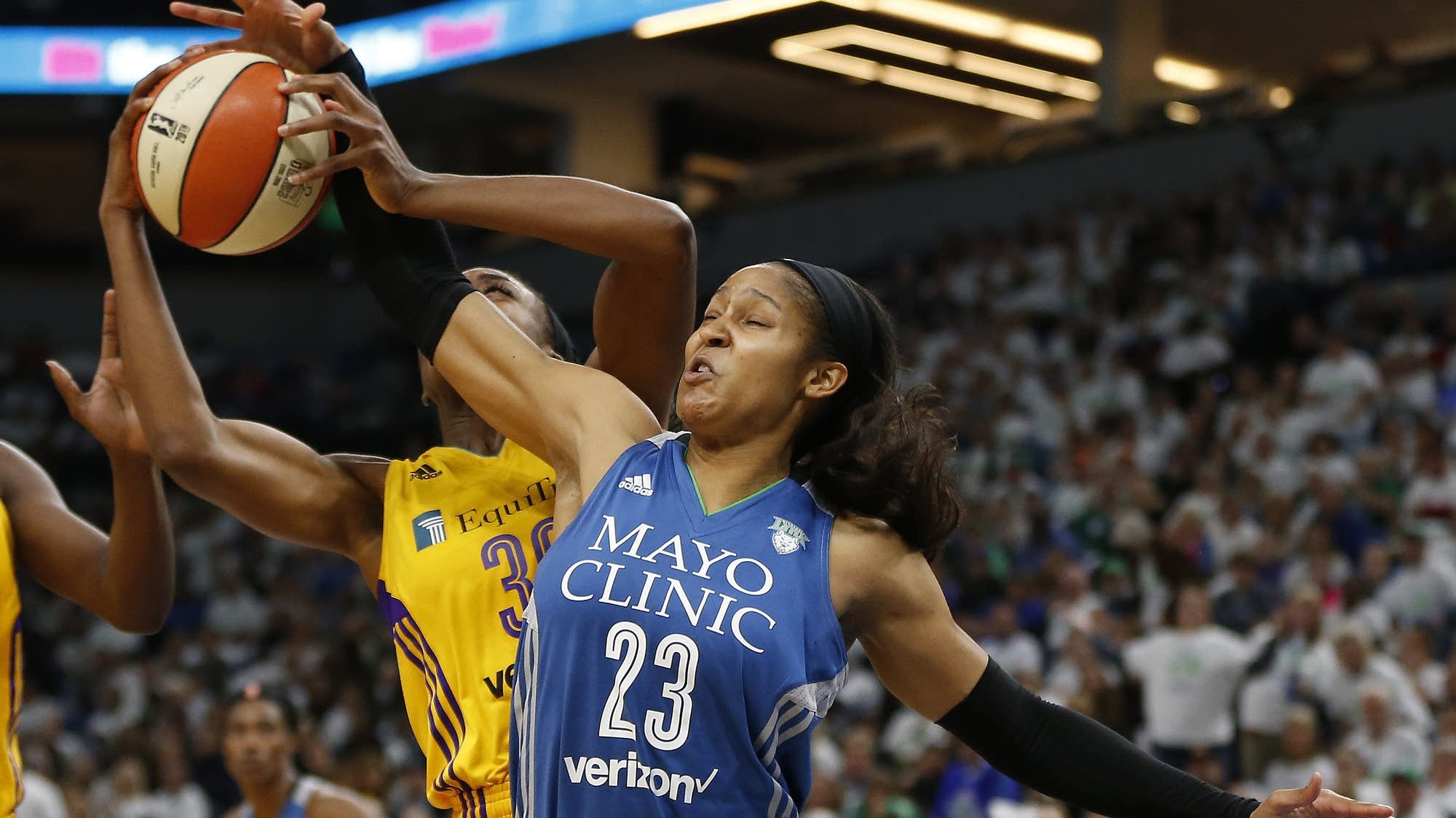 Beard's jumper lifts Sparks over Lynx in Game 1 | MPR News