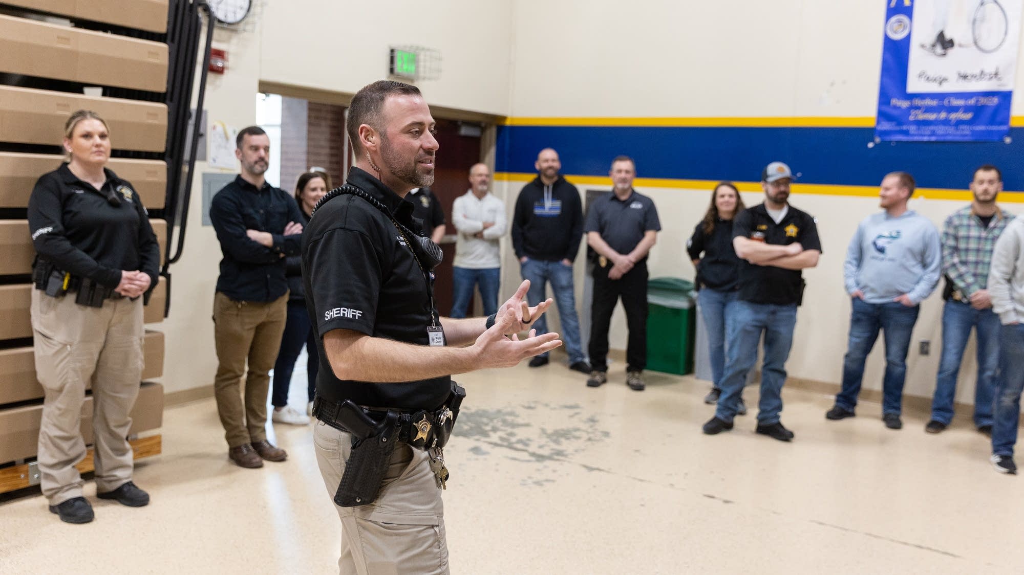 Minnesota starts mandatory school resource officer training | MPR News