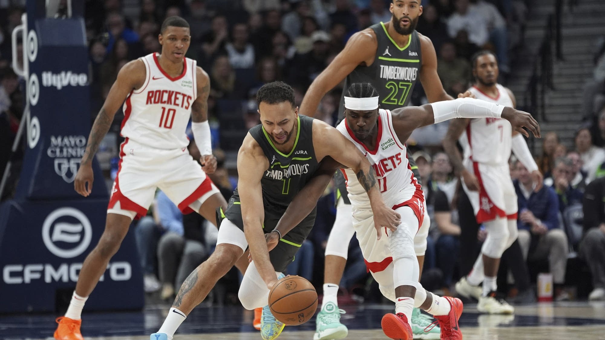 Naz Reid helps Wolves gain ground in West with 113-106 win over Rockets ...