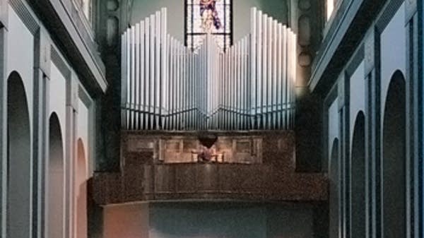 1931 Steinmeyer organ at the Cathedral of the Blessed Sacrament in ...