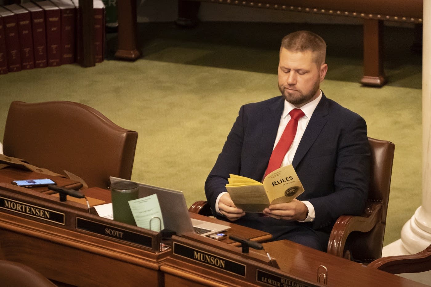 Mask rules differ on each end of Minnesota’s Capitol | MPR News