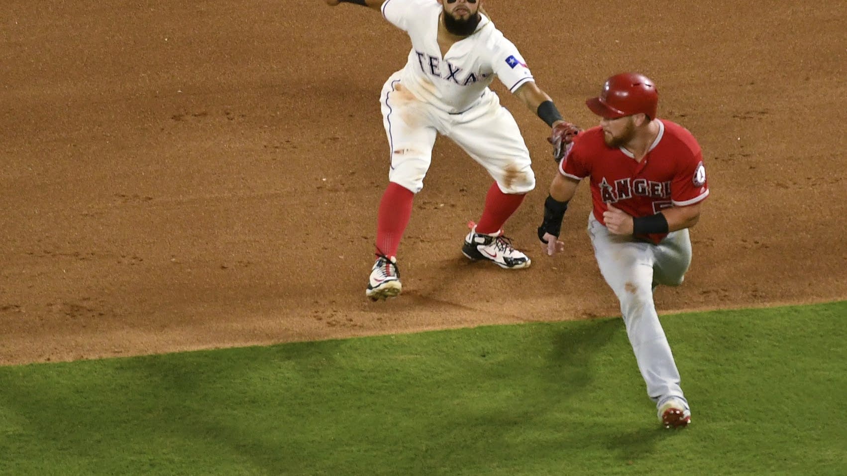 Here’s a triple play you don’t see every century | MPR News