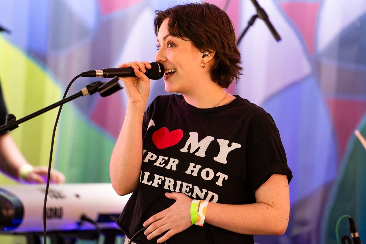 The Gig List for December 18: anni xo; Boney James; Lenz & Frenz