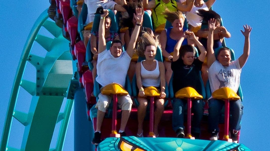 Wild weather weekend ahead: Balmy 70s, thunder, wind-whipped snow, cold ...