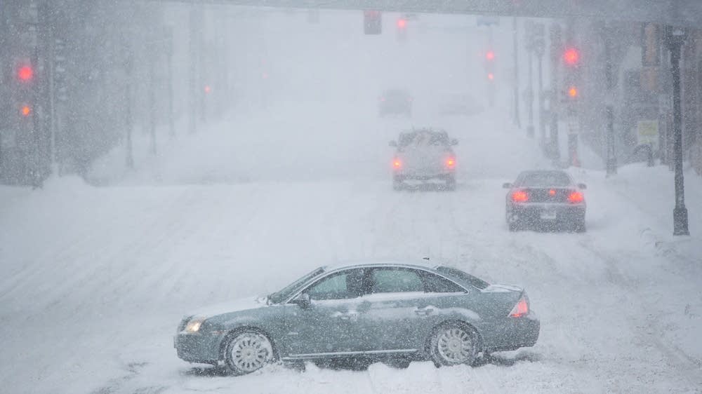 Atmospheric physics of climate change: More blizzards, less snow | MPR News