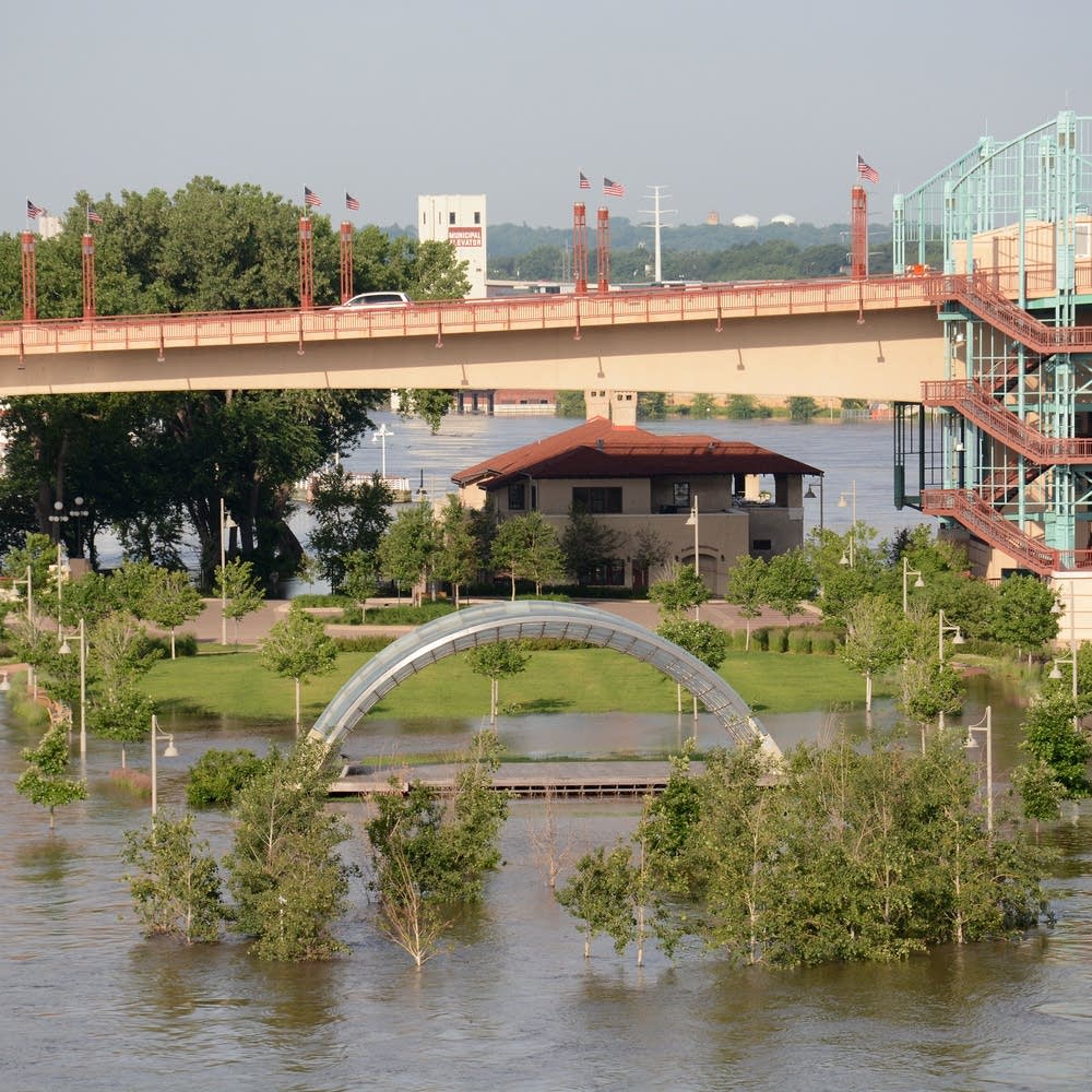 Harriet Island Flooding
