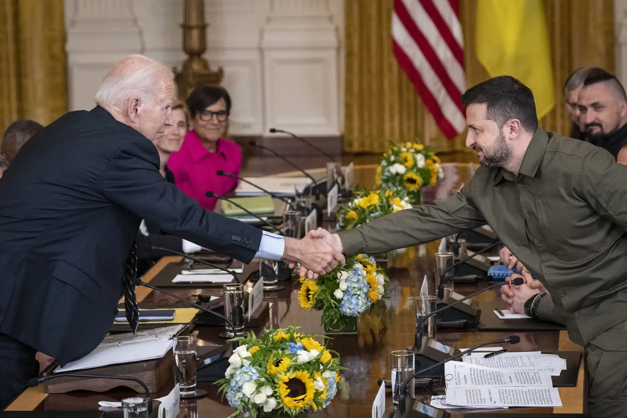 How the U.S. benefits from providing military aid to other countries